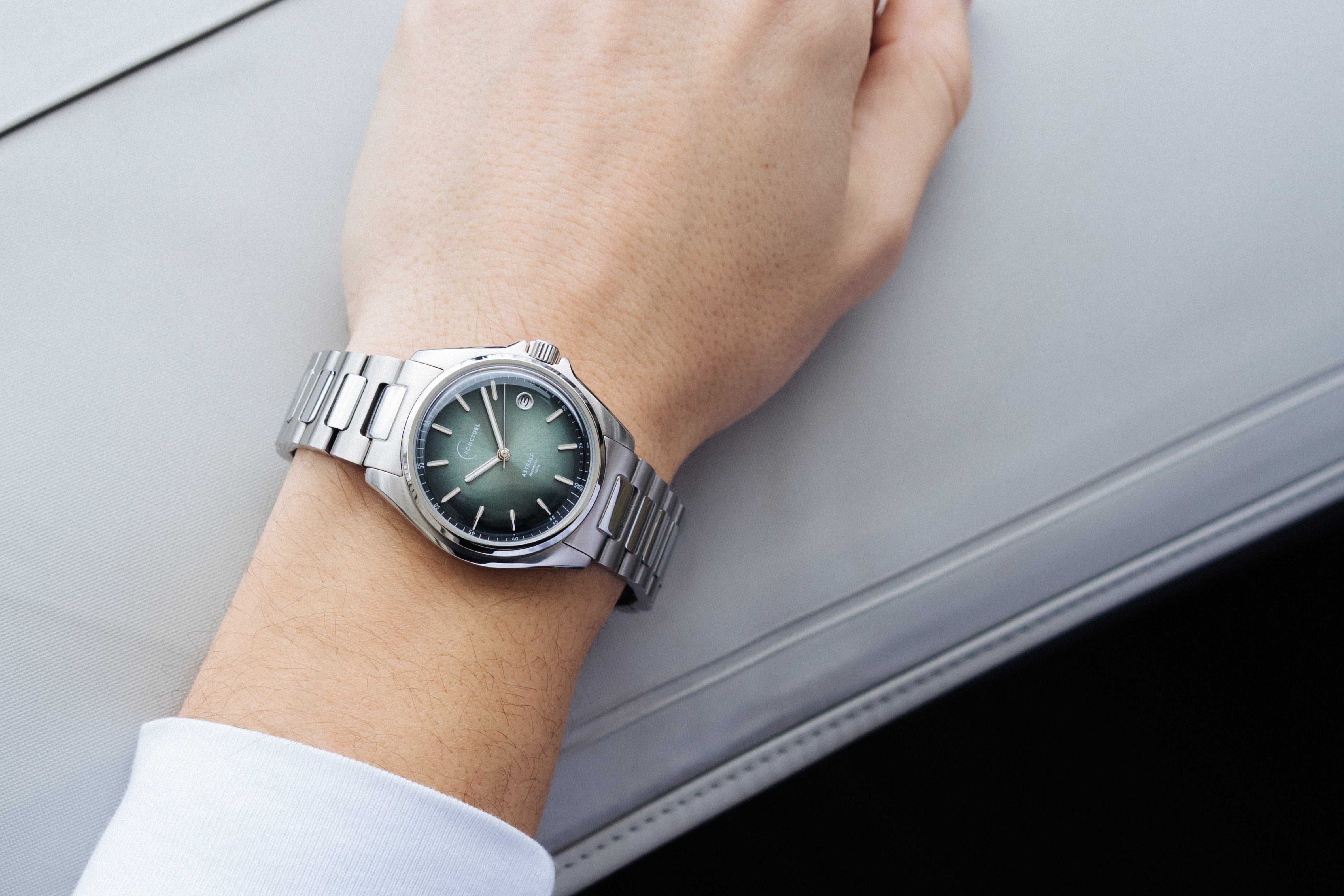 Punctual Watches – Ponctuel Watches